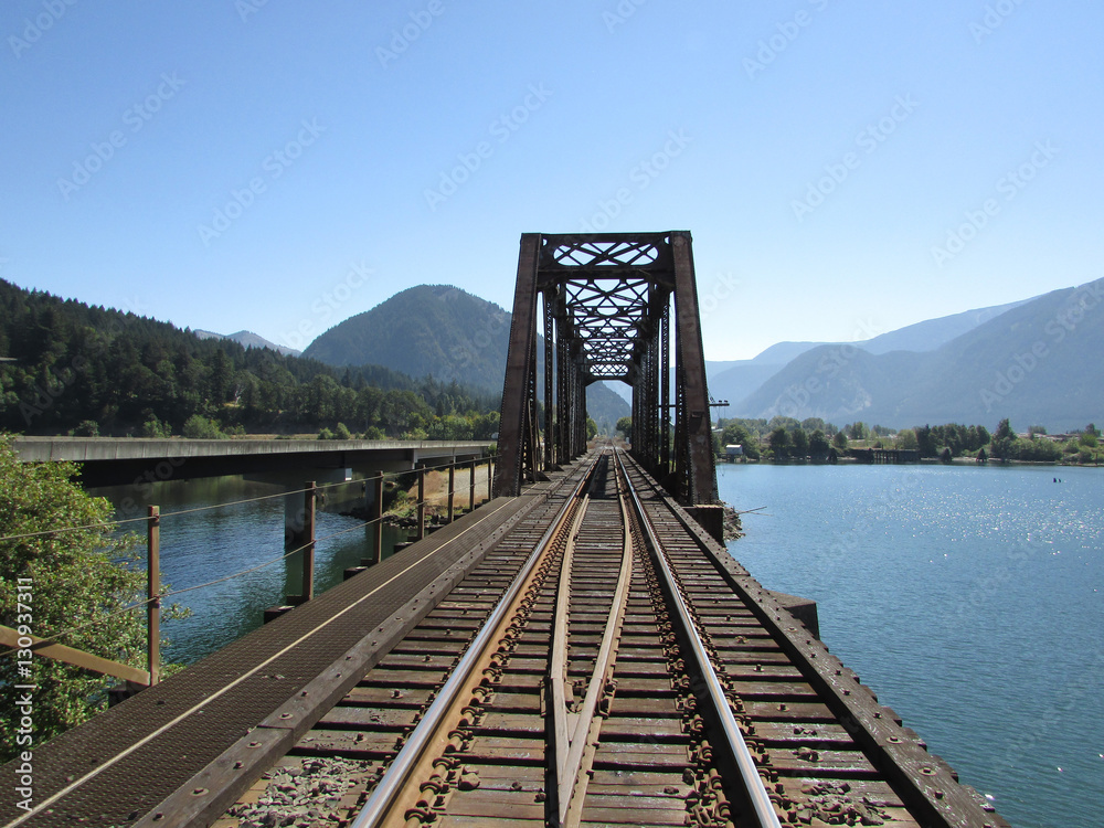BNSF rail bridge over the Wind River, Washington State, with Wind ...