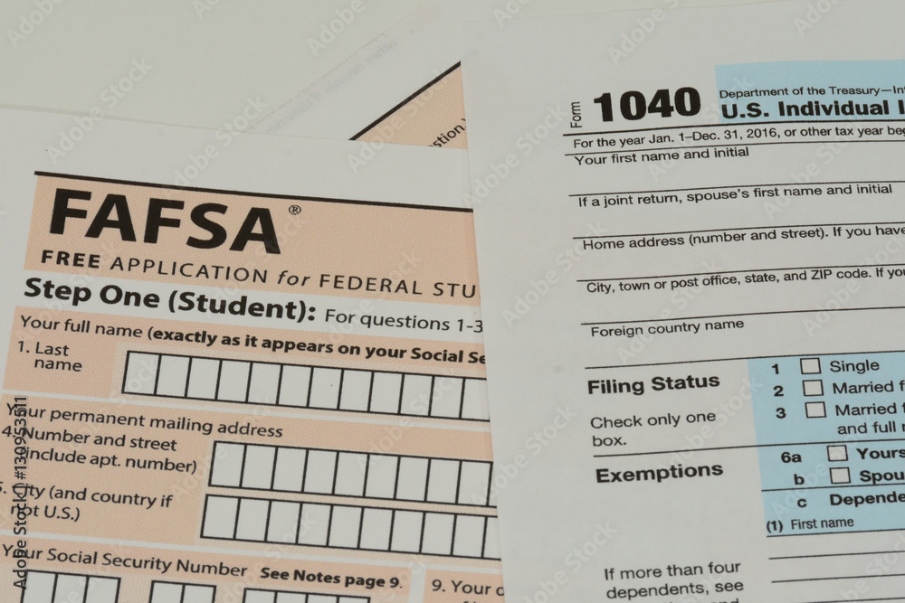 US IRS Form 1040 and FAFSA application Stock Photo | Adobe Stock