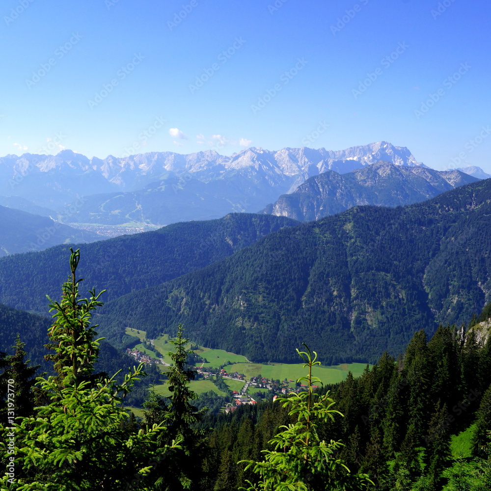 Blick vom LABER a.d.Ammergauer Alpen/Ettal / Wetterstein ...