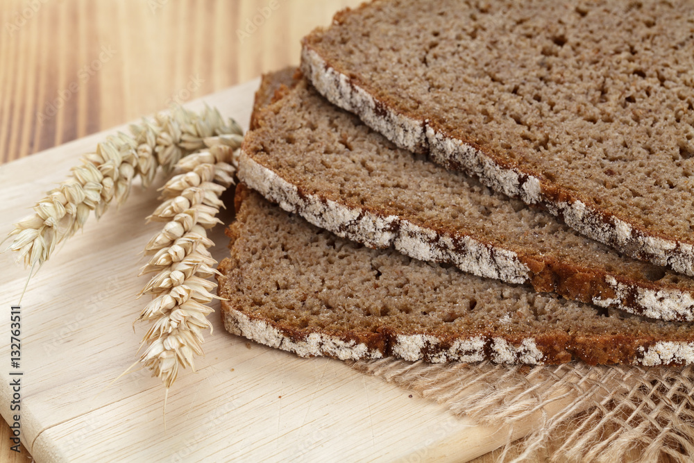 Graubrot Stock-Foto | Adobe Stock
