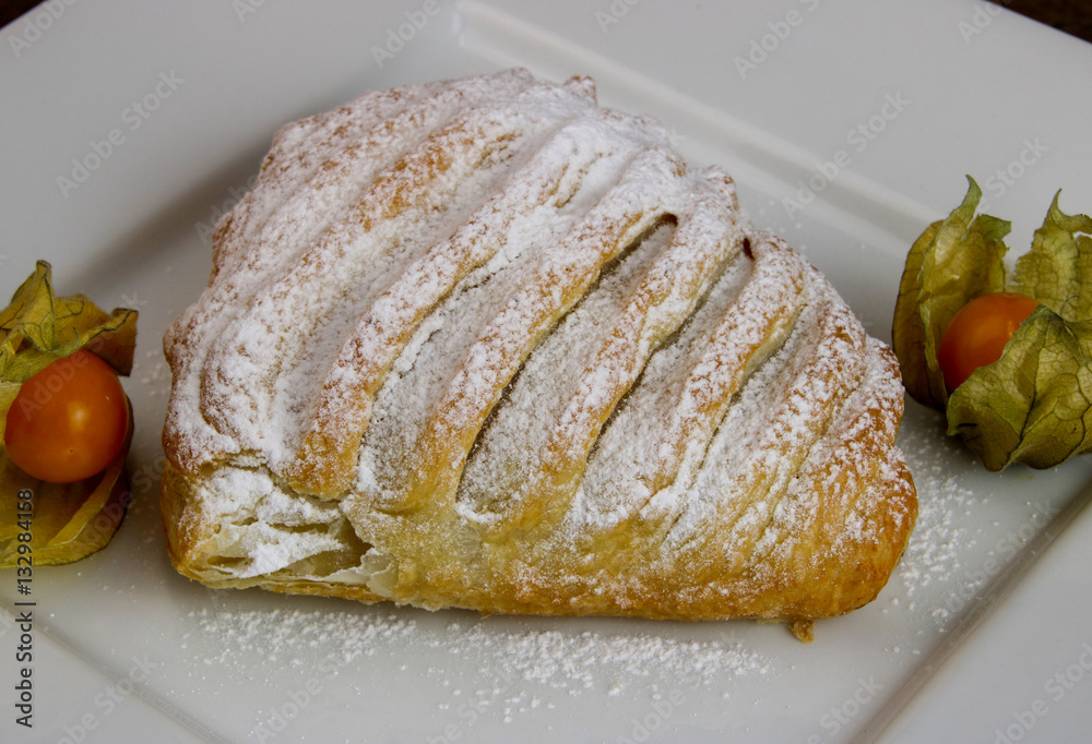 Apfeltasche Stock-Foto | Adobe Stock