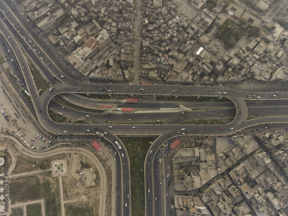 Poster roundabout lahore pakistan day time – Wall Art | UkPosters