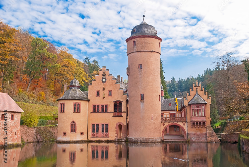 Schne Schloss Mespelbrunn Ffnungszeiten Bilder