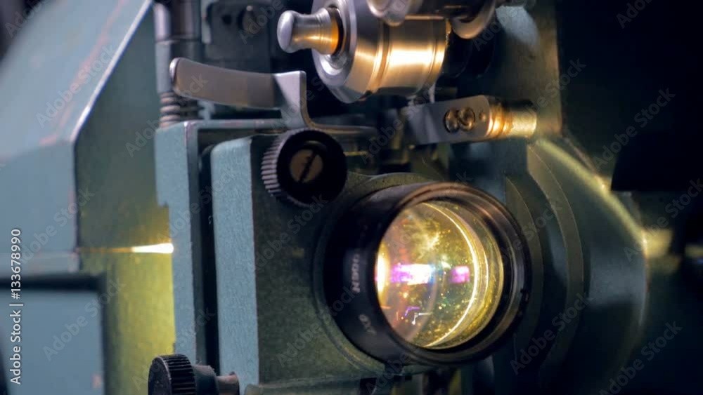 Vintage film projector working. 4K Stock ビデオ | Adobe Stock