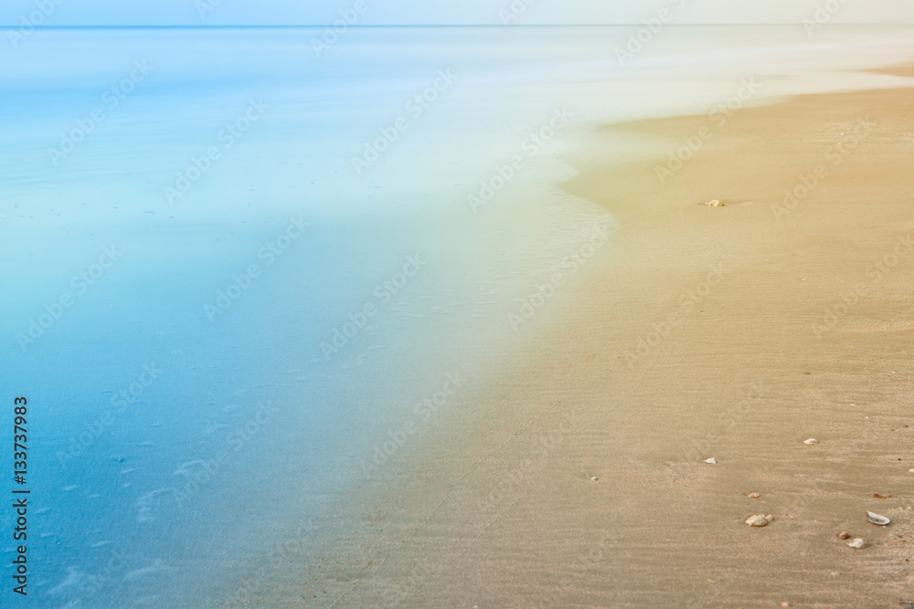 Blurry background of beach and sea waves with vintage color styl Stock ...
