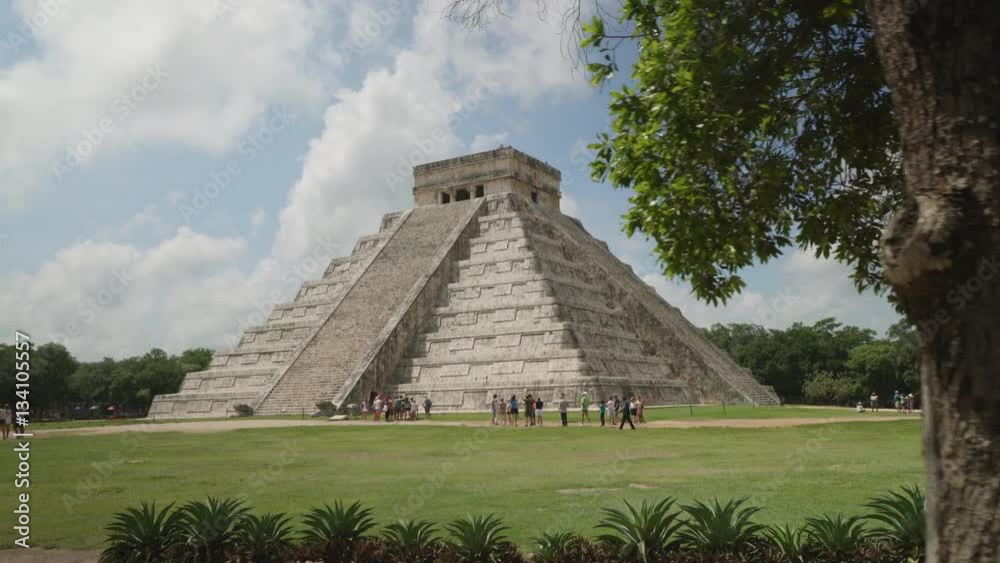 Wideo Stock: Chichen Itza,Maya pyramid. Historical ruins of ancient ...