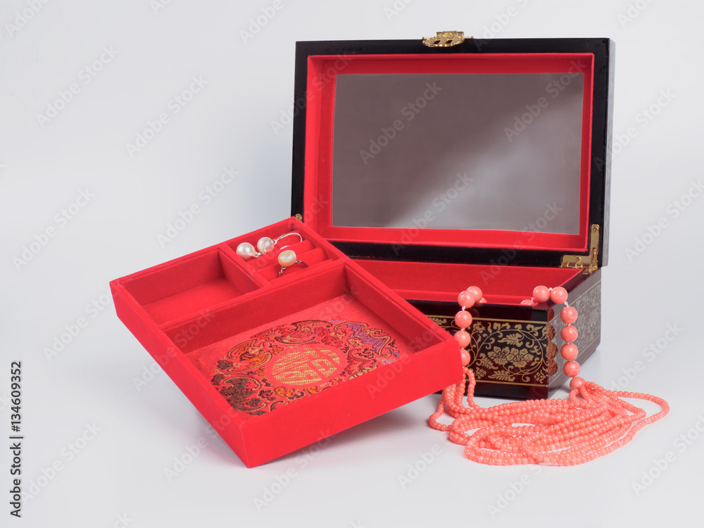 Picture of the opened jewel-box with red fit-out. Wooden jewel-box with ...