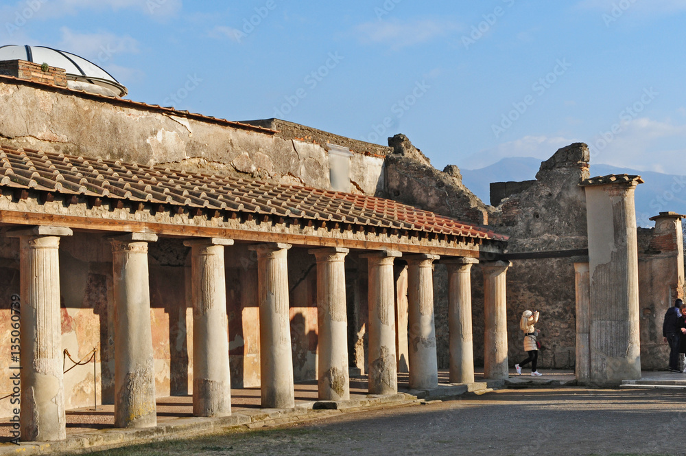 Pompei, resti e rovine di antiche domus romane Stock Photo | Adobe Stock