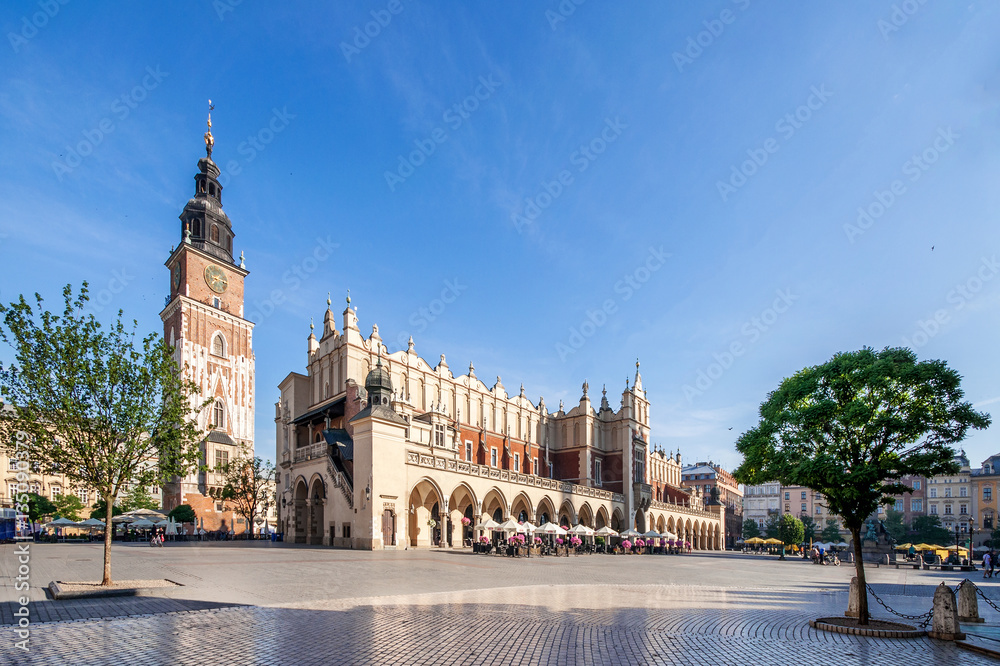 Foto de Main Market Square (Rynek) in Cracow, Poland with the ...