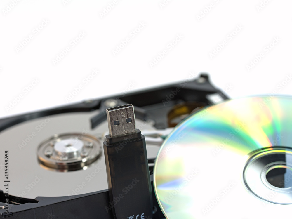 Speichermedien, USB-Stick, CD, Festplatte Stock-Foto | Adobe Stock
