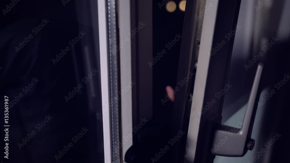 masked burglars breaking and entering into a victim's home Stock-Video ... masked burglars breaking and entering into a victim's home Stock-Video ...