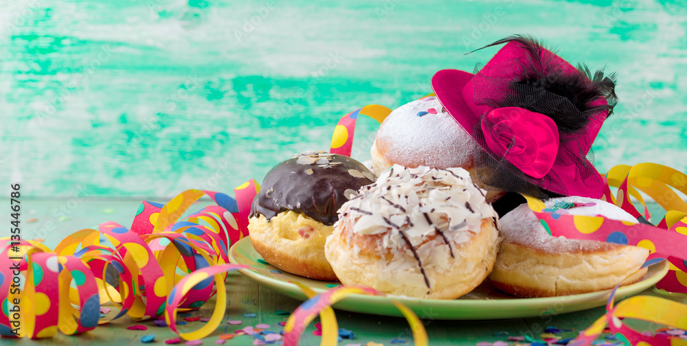 Faschings Krapfen (Berliner ) Stock-Foto | Adobe Stock