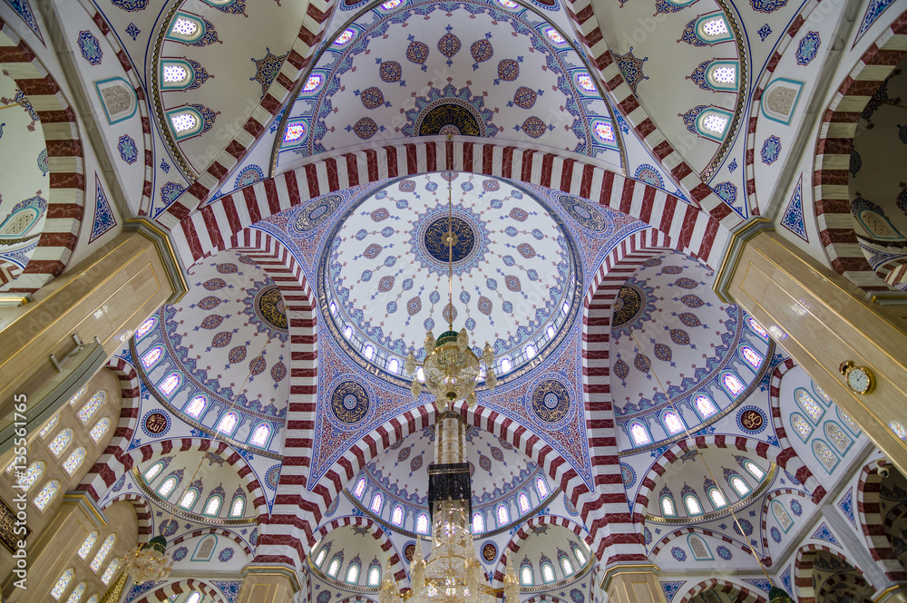 Mosque "Heart of Chechnya" (Akhmad Kadyrov Mosque) interior view in ...