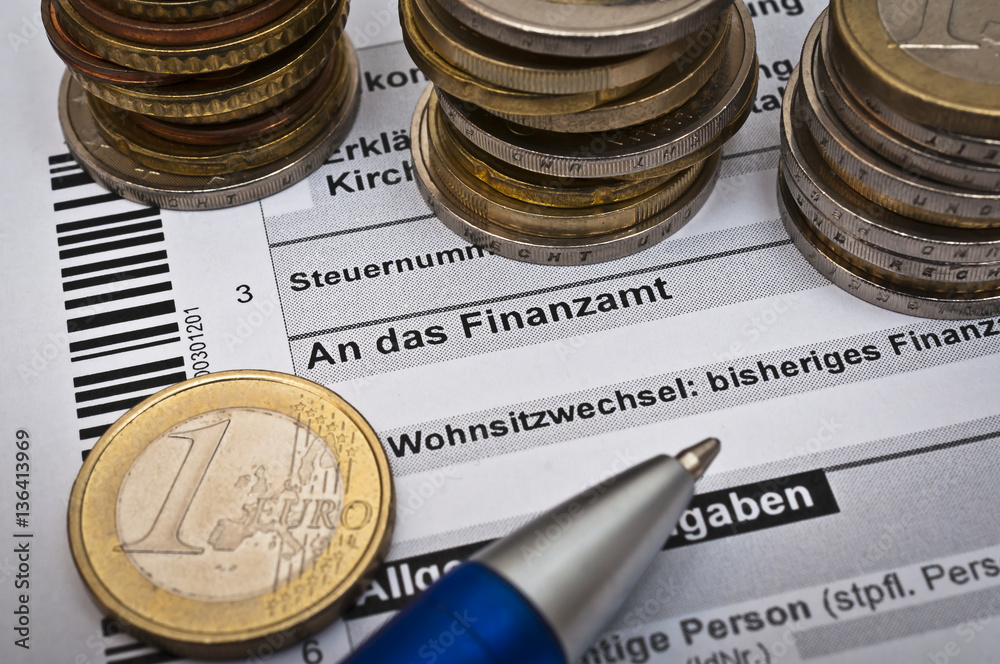 Steuern-Abgaben Finanzamt foto de Stock | Adobe Stock