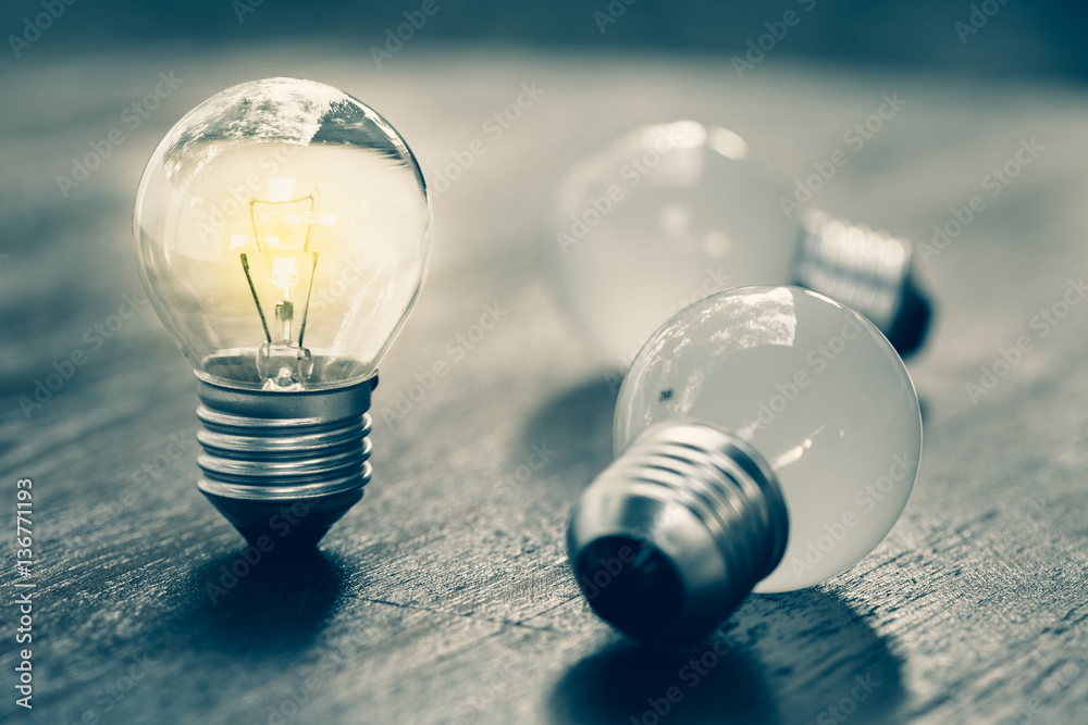 Success Light Bulb Stock-Foto | Adobe Stock