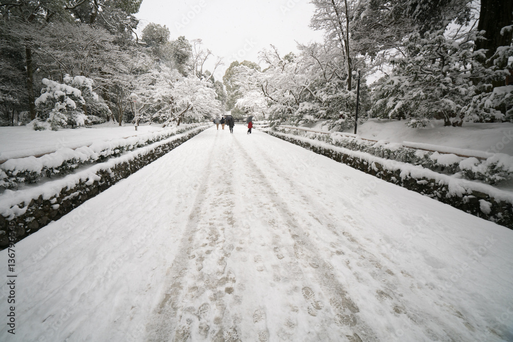 Approach Kinkakuji temple,snow scene,Kyoto,tourism of Japan Stock Photo ...