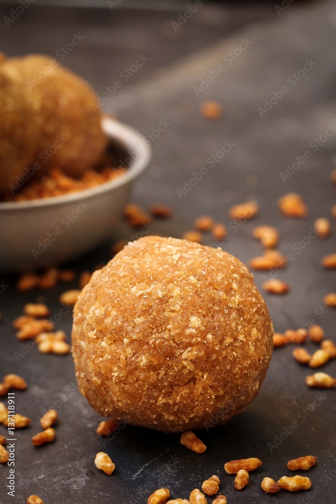 Rice Ladoo / Ari Unda - Kerala snack made of parboiled rice palm sugar ...