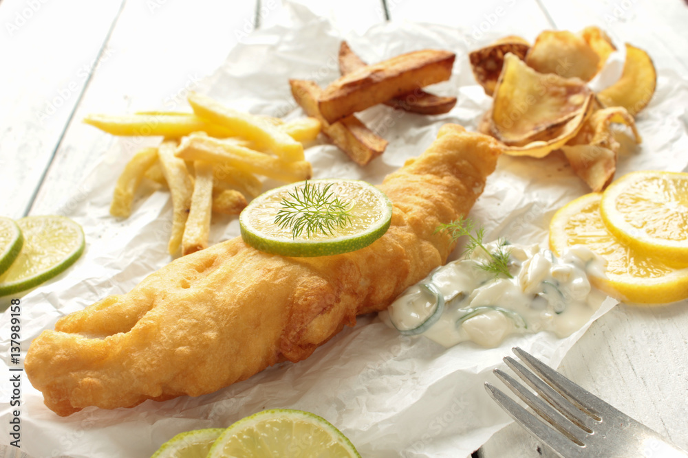 Backfisch Pommes Fish Chips Fast Food Imbiss Stock-Foto | Adobe Stock