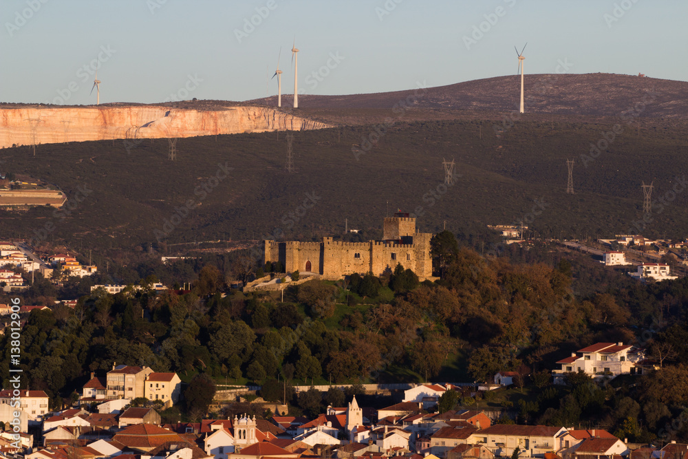Foto de Castelo de Pombal, Leiria do Stock | Adobe Stock
