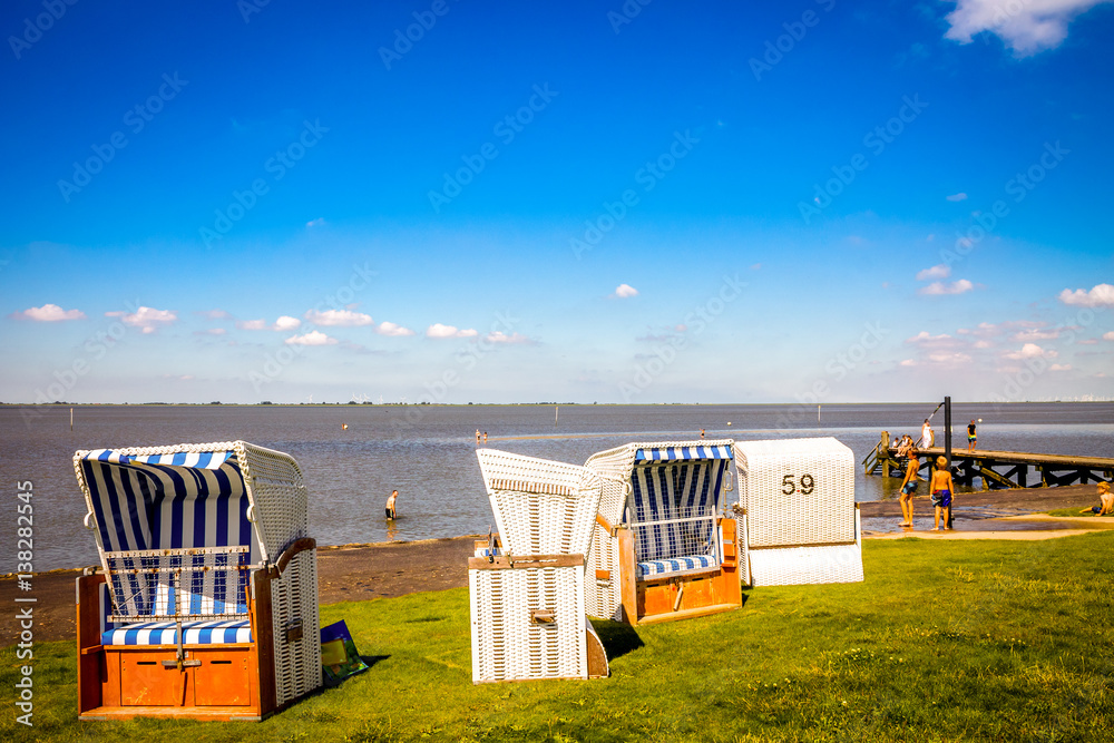 Strandkörbe, Strand, Husum, Stock-Foto | Adobe Stock