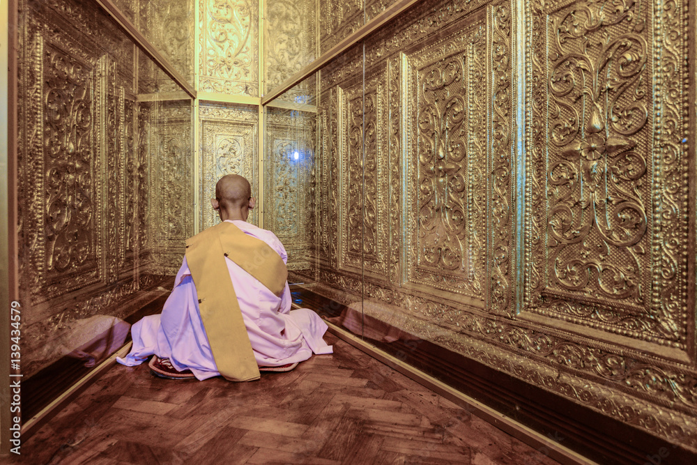 Myanmar nun sitting for meditation in Shwenyaungbin myanmar temple ...