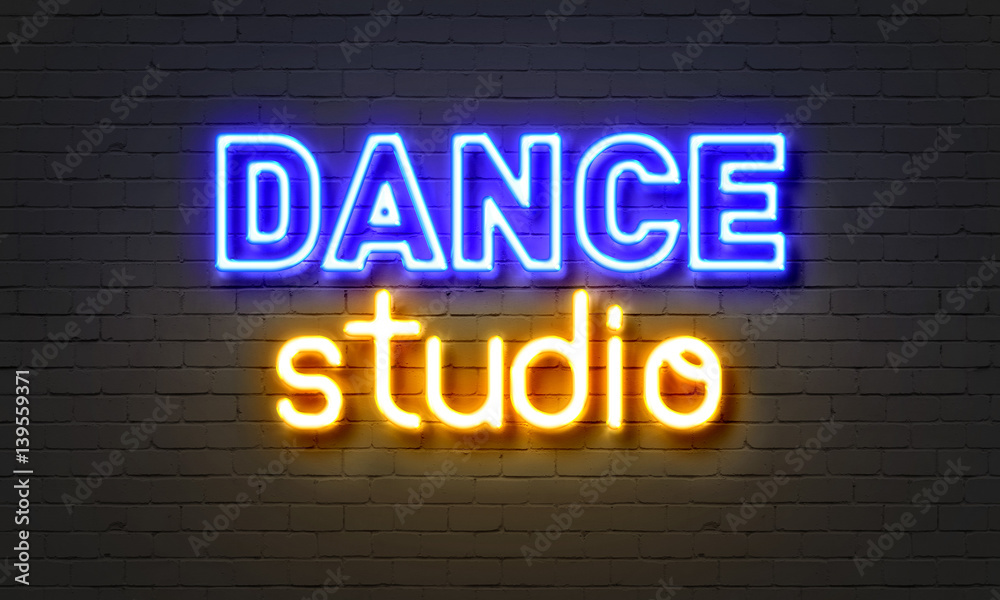 Studio Neon Font