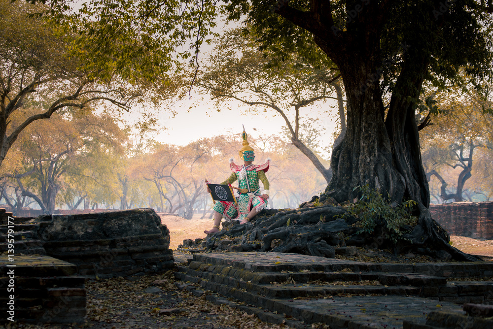 Foto de Pipek is in Thai Ramayana literature from Indian ancient poem ...