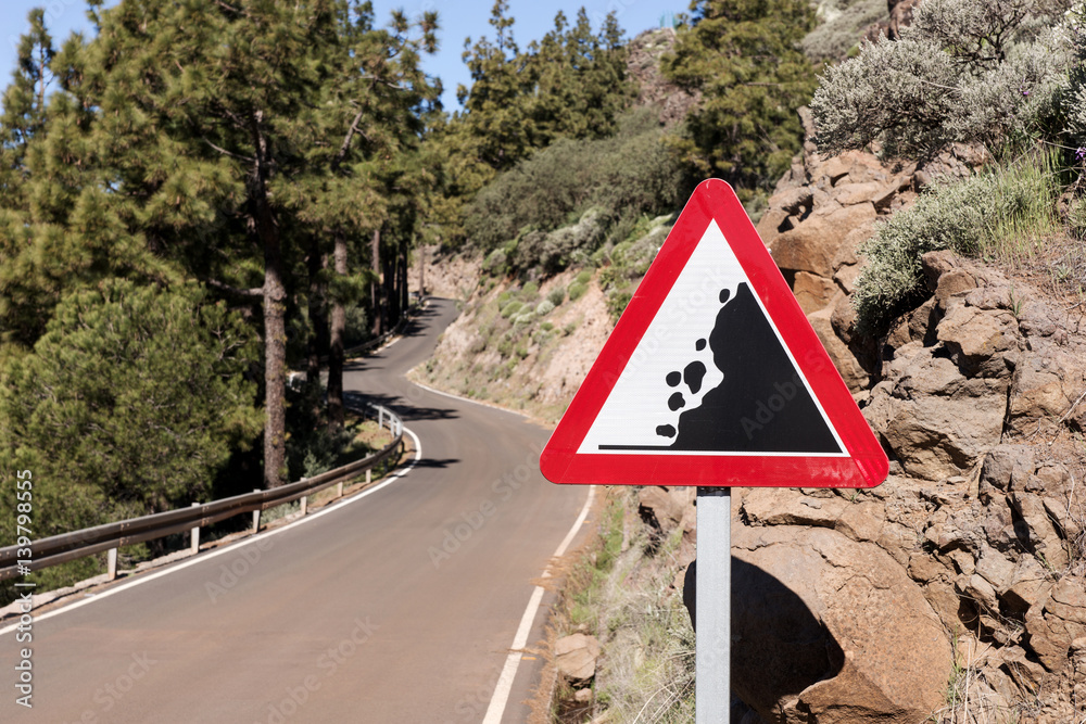 Road sign falling stones, Traffic sign caution possible falling rocks ...