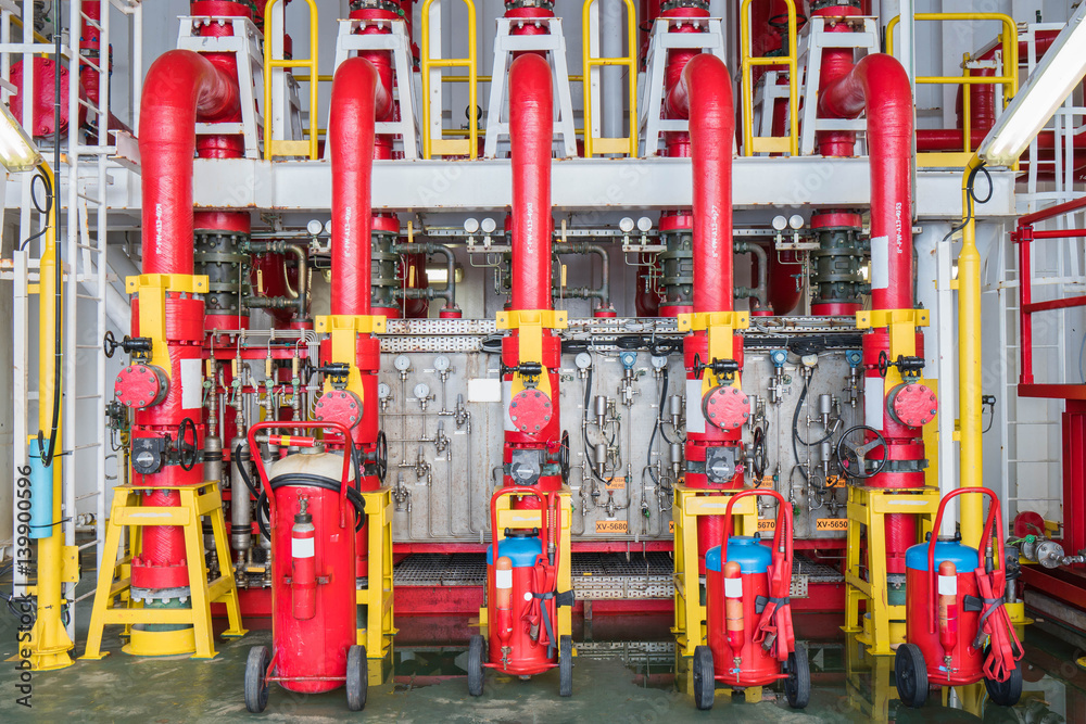 Fire protection system, Deluge valve and fire water header to ...