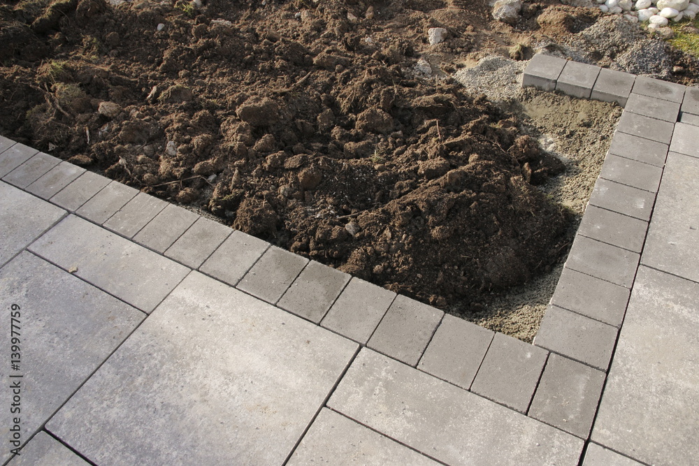 Terrassenplatten - Randstein Stock Photo | Adobe Stock