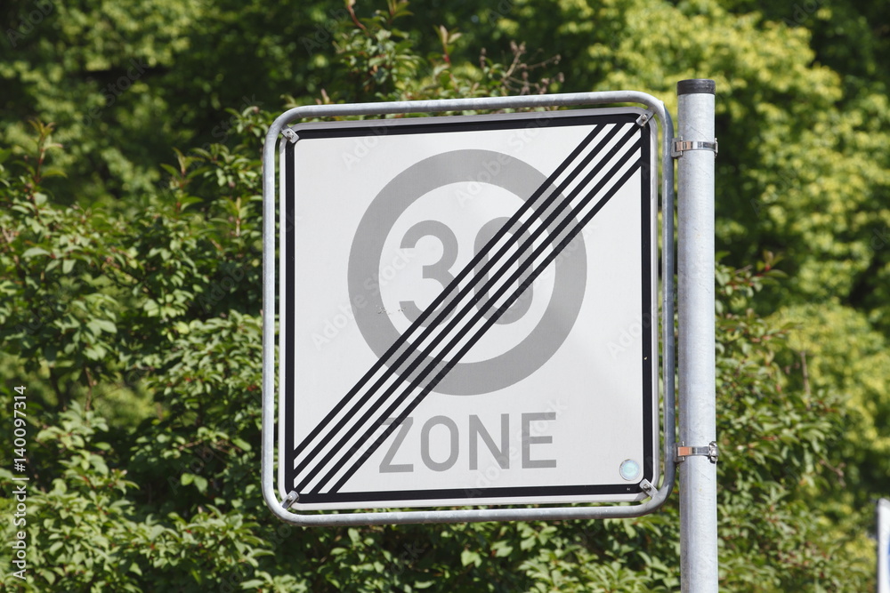 Verkehrsschild Ende einer Tempo 30-Zone Stock Photo | Adobe Stock