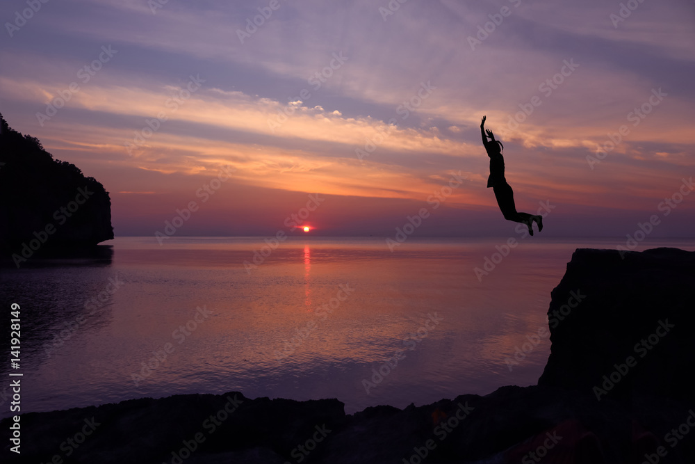 Asian girls jump from a cliff into the sea episode sunset,Somersault to ...