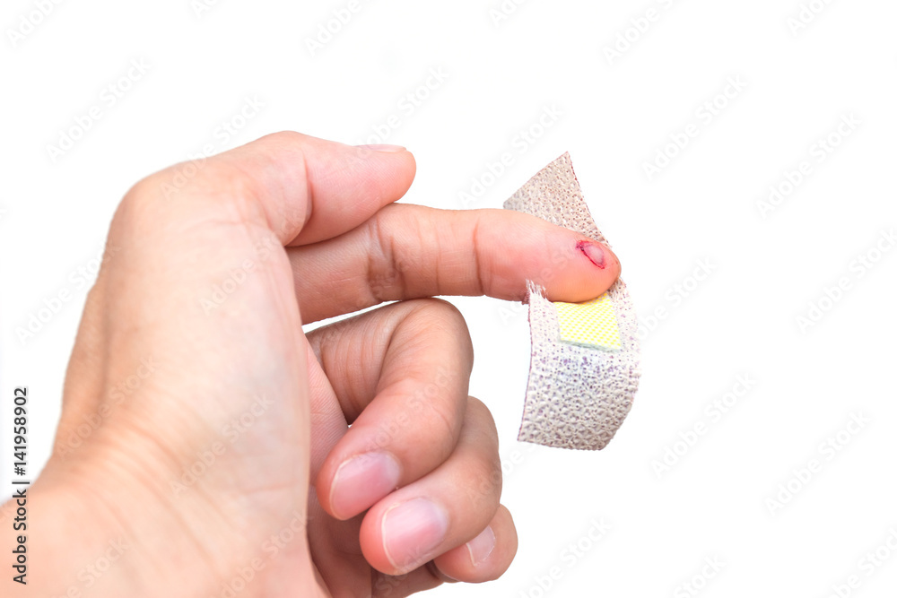 Use cloth plaster off the index finger comes to prevent infection ...