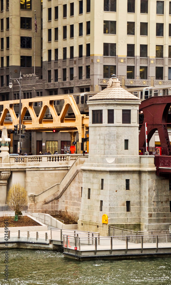 Transit system in Chicago - The Elevated "el" train crossing over the ...