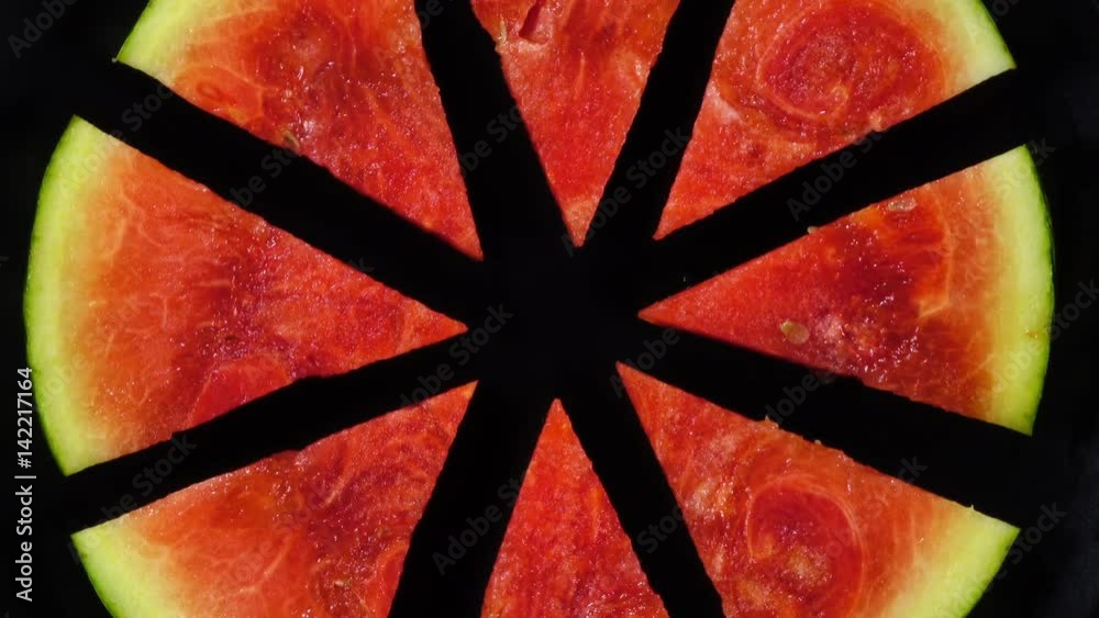 Vidéo Stock Excellent top view of fresh red water melon, rotating ...