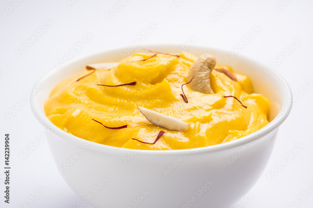 hapus or alphonso Mango pudding / Mango shrikhand or srikhand or ...