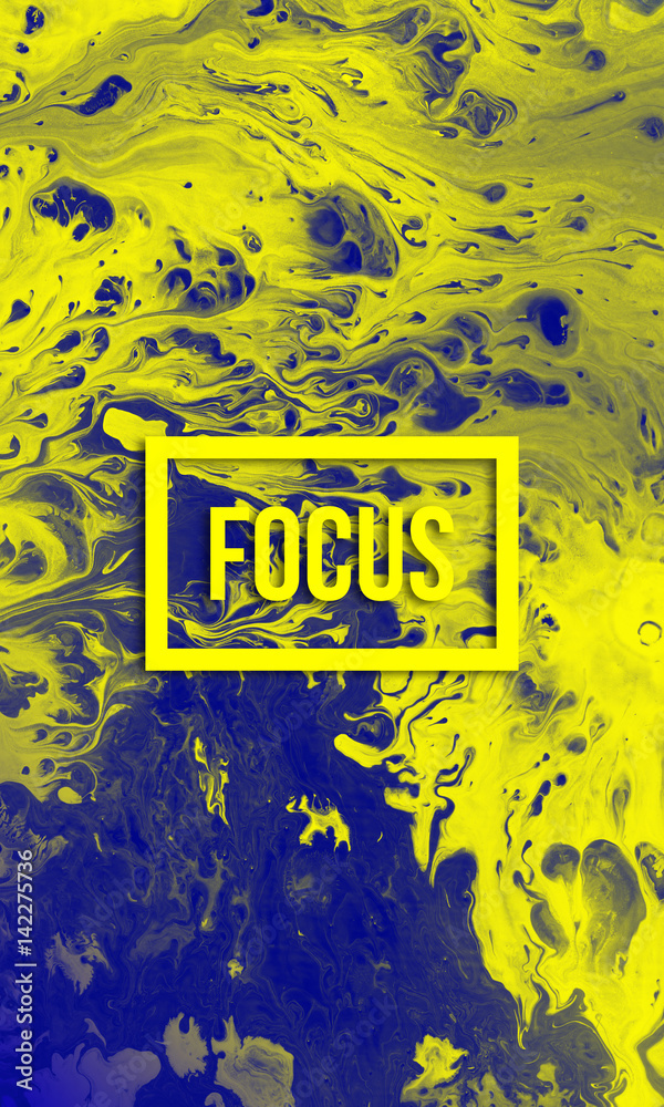 Focus motivational quote on abstract liquid background. foto de Stock ...