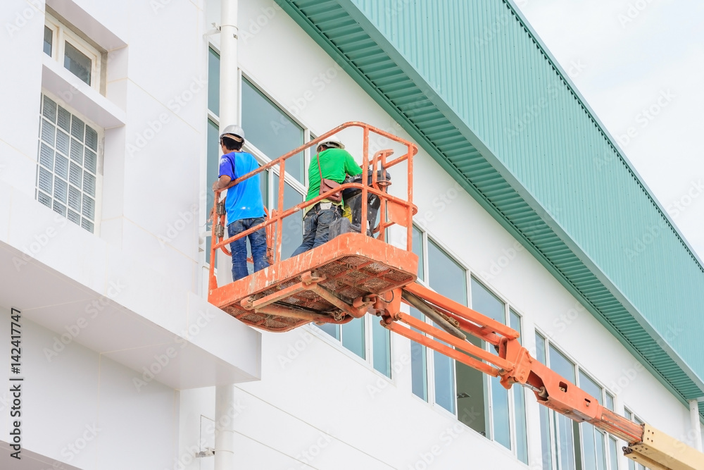 Hydraulic Lift In Building
