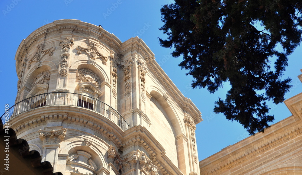 Fassadendetail der Santa Iglesia Catedral Basilica de la Encarnación ...