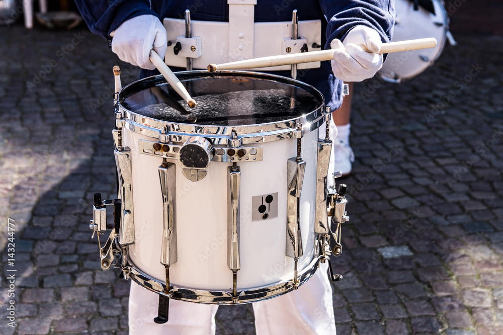 Spielmannszug mit Trommel Stock-Foto | Adobe Stock