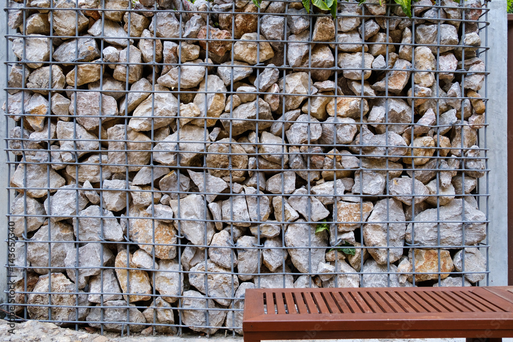 Natural stone wall, versatile in horticulture and slope stabilization ...