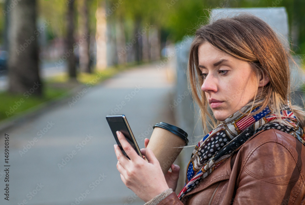 Closeup portrait, headshot frustrated young businesswoman talking on ...