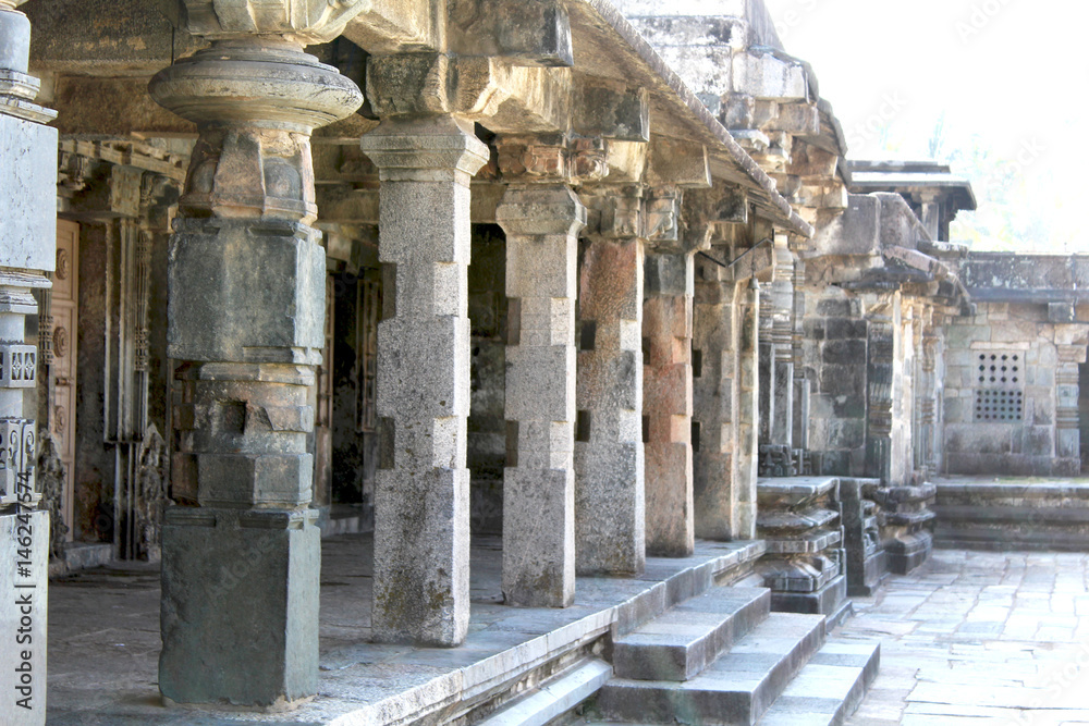 Indian architecture columns supporting the roof a temple built in ...