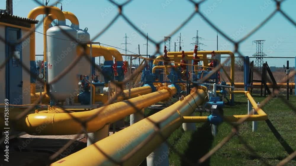 oil deposit. Production of oil and natural gas. Natural resources ...