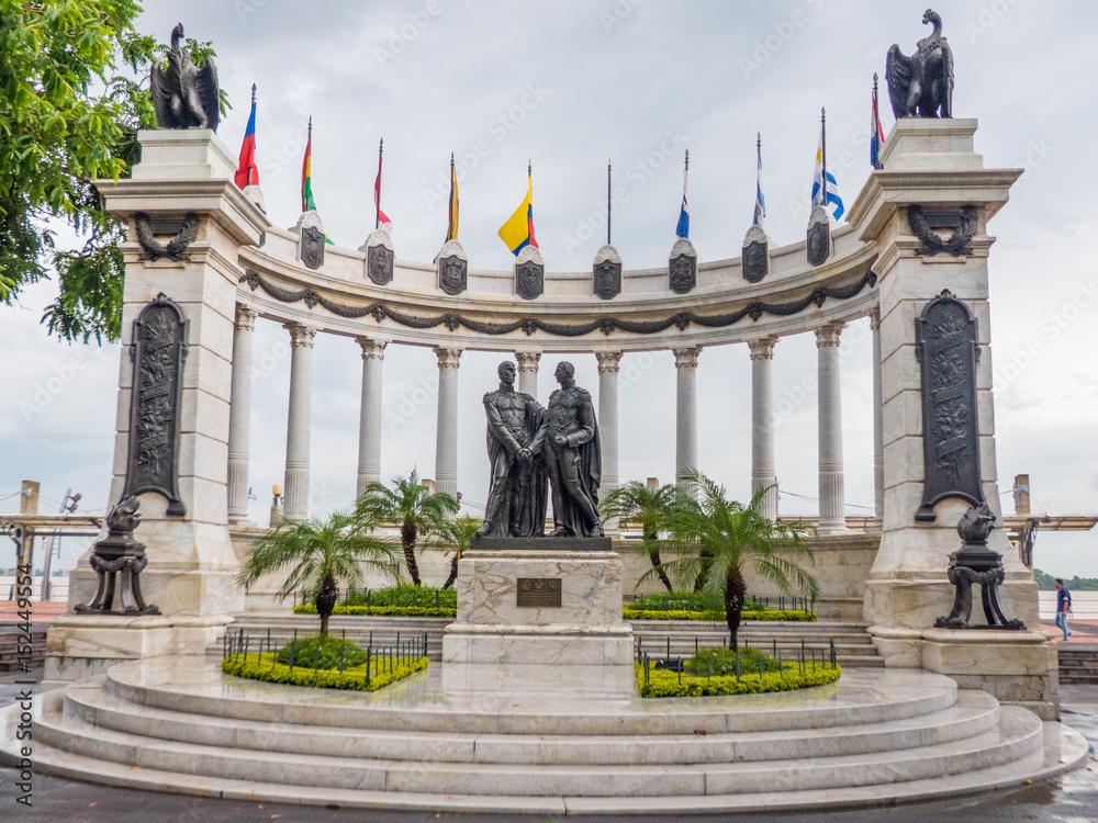 Foto de Monumento en Hemiciclo de la Rotonda (Bolívar und San Martín ...