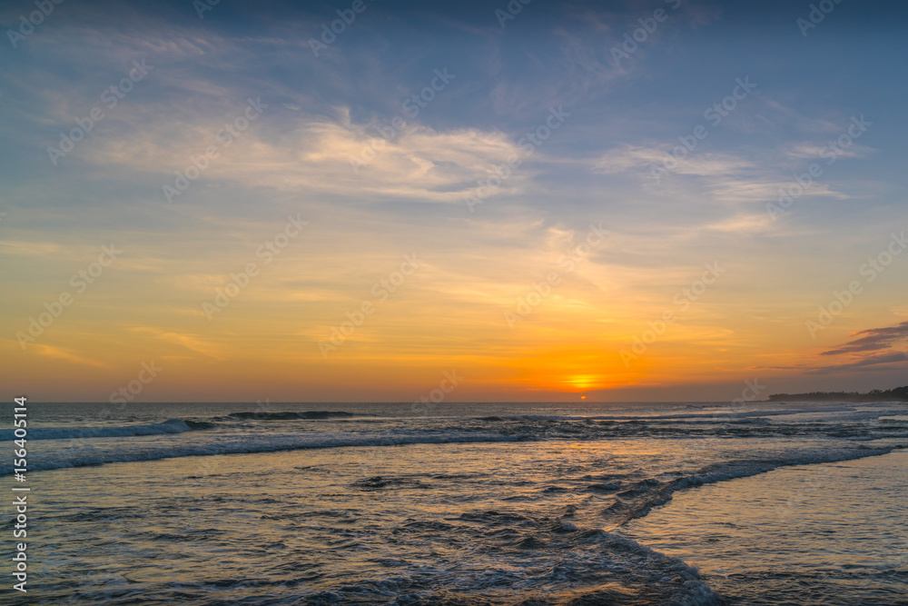 Background Sunset Ocean. Clean Water, Waves, colored Sky, Horizon ...