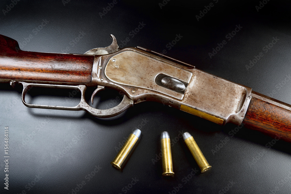 Poster Antique Lever Action Rifle. – Wall Art | UkPosters