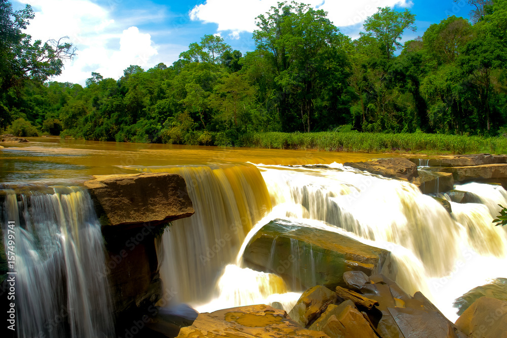 waterfalls background: Kaeng sopha waterfall in Thung Salaeng Luang ...