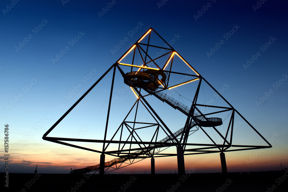 Tetrahedron Architecture