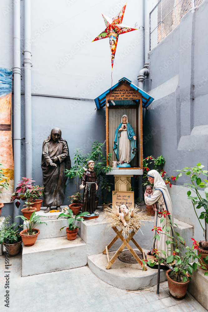 Mary statue with Saint Teresa of Calcutta statue in the Missionaries of ...